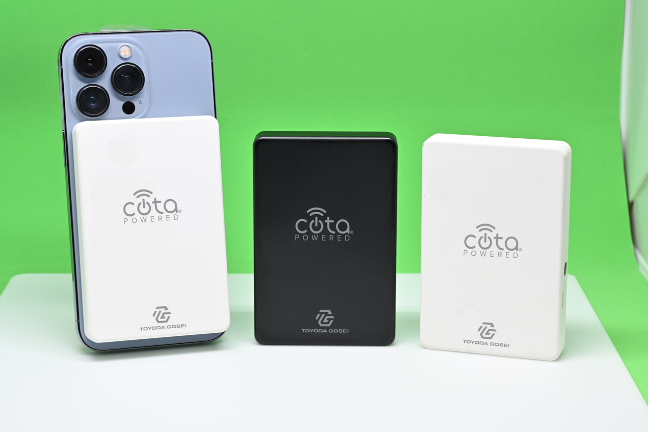 This Is the World’s First Truly Wireless Smartphone Charger That ...